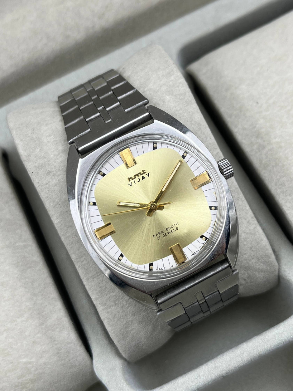 HMT – Watch It Move