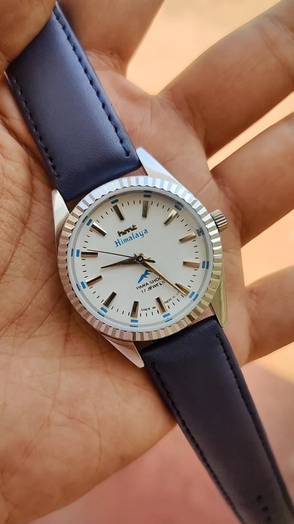 Hmt Himalaya – Watch It Move