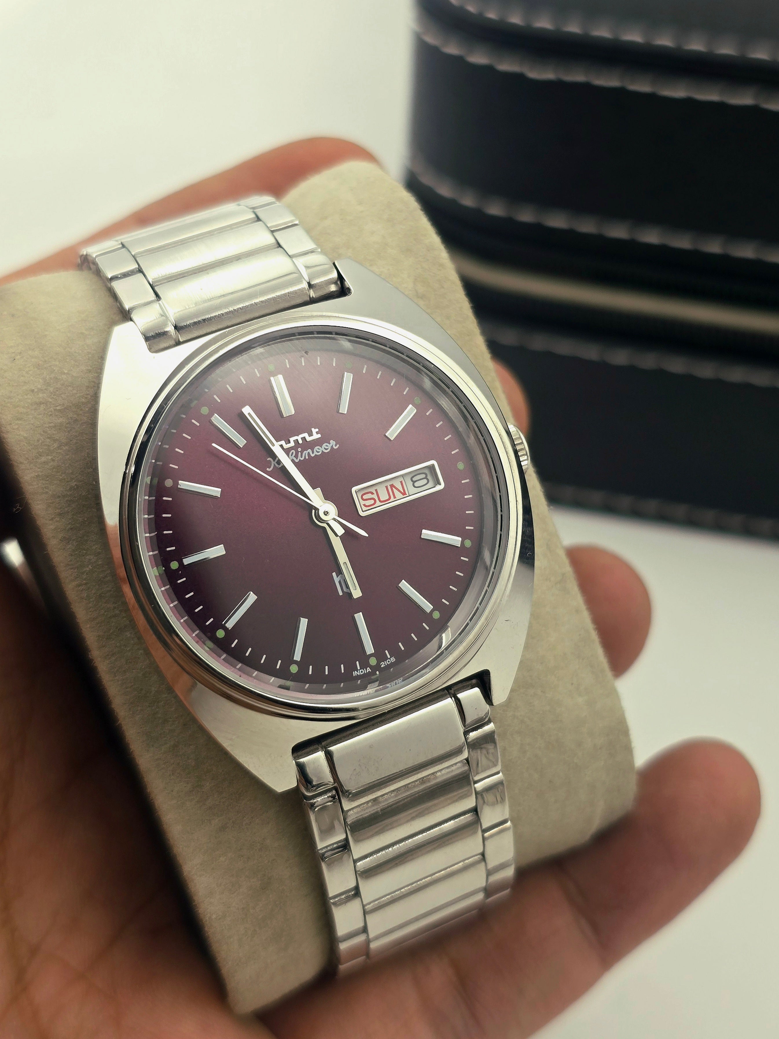 HMT Kohinoor Maroon B1 Quartz (BRAND NEW) – Watch It Move