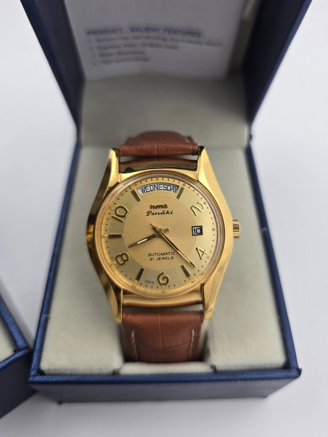 HMT – Watch It Move